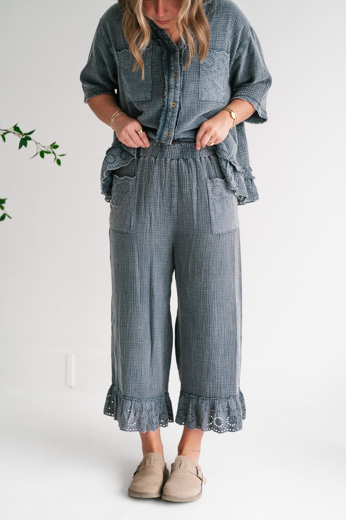 Quiet Ruffle Gauze Pants – Birch & Bell Boutique